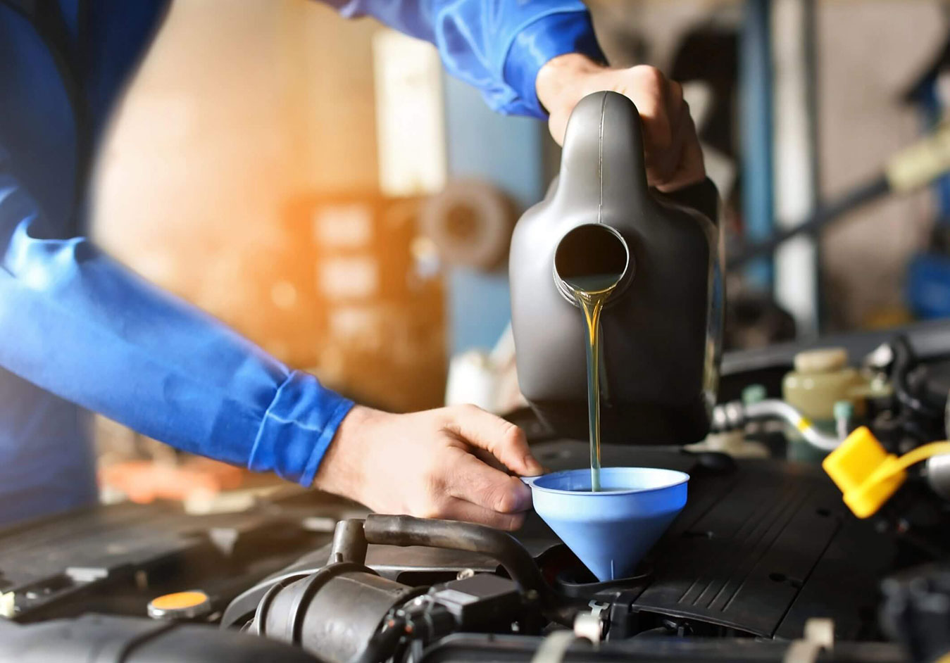 خانه - تولید و فروش روغن موتور صنعتی بنزینی دیزلی هیدرولیک گیربکس